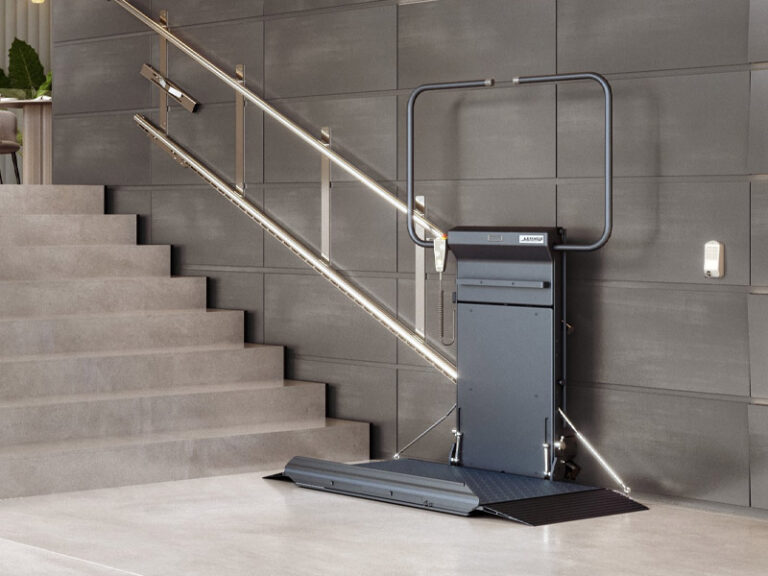Trapphissar för raka & svängda trappor | GL Hiss